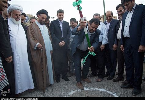 کلنگ زنی مجموعه فرهنگی و یادمان آذر یزدی به روایت تصویر تسنیم