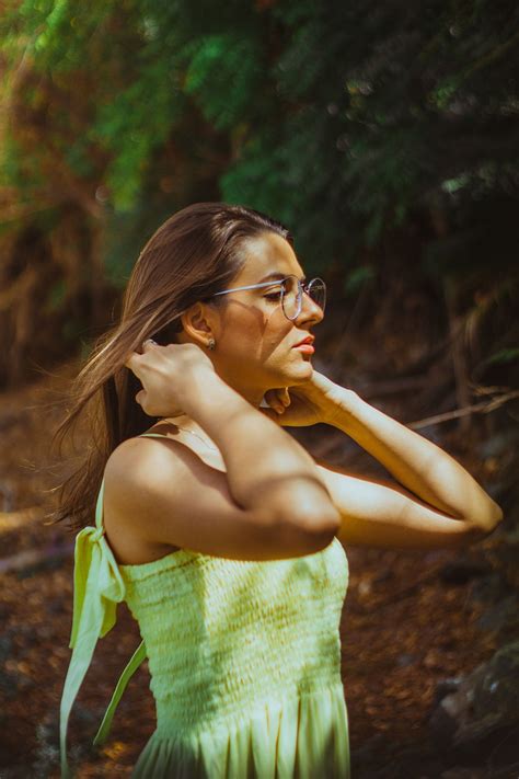 Wanita Kecantikan Potret Di Luar Foto Gratis Di Pixabay