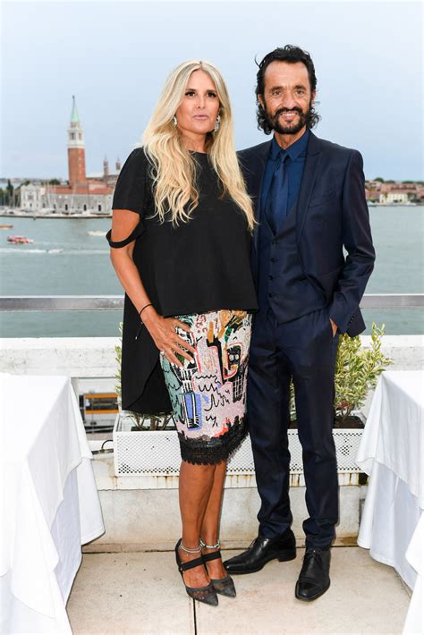 Photo Tiziana Rocca Giulio Base People Lors De La Soirée Party