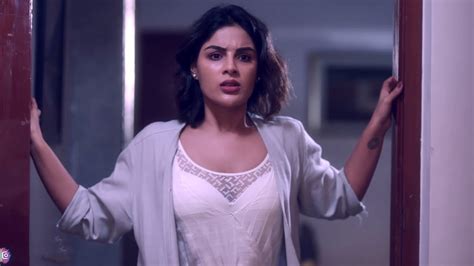 Erida Malayalam Movie Scene Samyuktha Menon Youtube