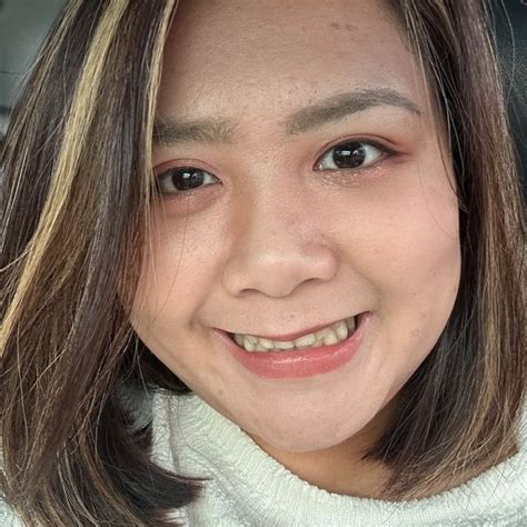 李嫻🌸 Com8838 • Threads Say More