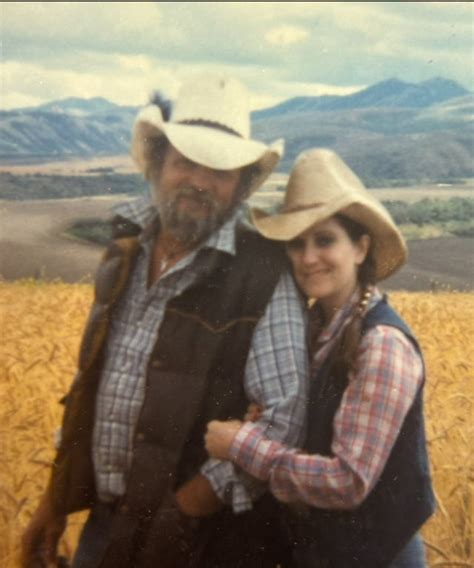 Thomas “tom” Eugene White