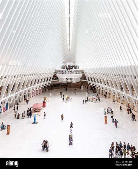 Oculus New York Usa September 16 2023 The Interior Of The Oculus Transportation And Retail