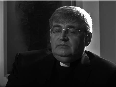 Nie żyje Ks Mirosław Nowak Powtarzał że Sztuka Może Być Oknem Do Nieba Więź