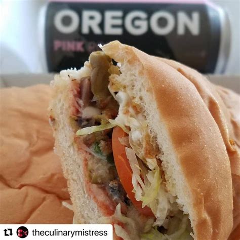 Davannis Pizza And Hot Hoagies Menu In Golden Valley Minnesota Usa