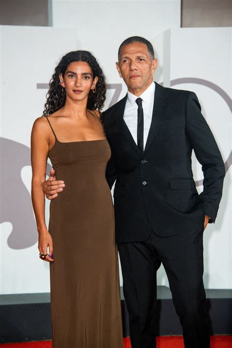 Photo Nina Zem Roschdy Zem Arrivées à La Première Du Film Les
