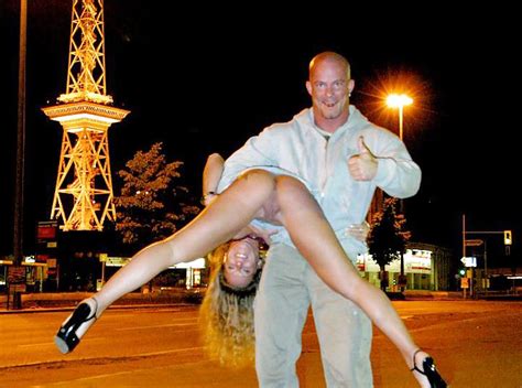 Couple Fucking In The City By Sail Porn Pictures Xxx Photos Sex Images 312323 Pictoa