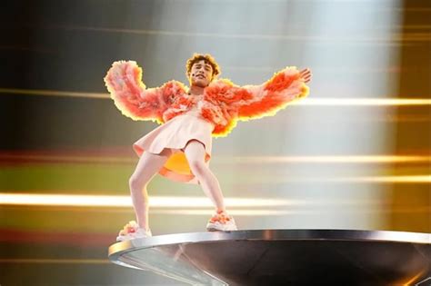 Nonbinary Swiss Singer Nemo Wins The Eurovision Song Contest R Crossdreaming