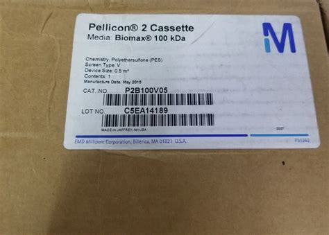 Pellicon 2 Cassette Avec Biomax 100 Kda Membrane V Écran 05 M Cube P