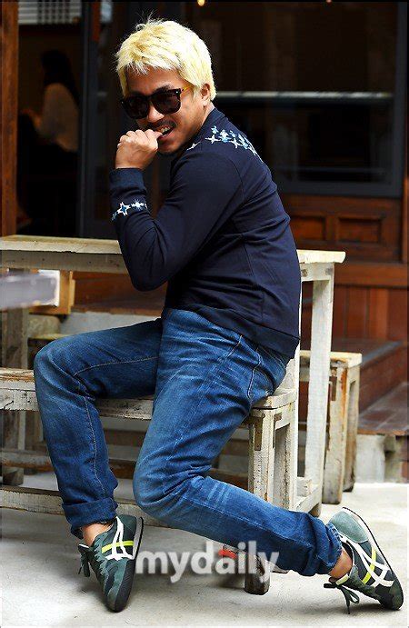 Yang Ik June 양익준 Korean Actor Title Design Editor Director