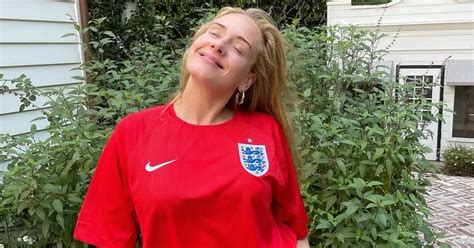 Adele Refuses To Cheer On England In World Cup To Save Her Voice For