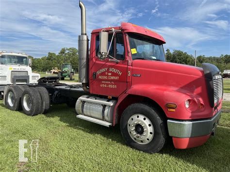 2000 Freightliner Fl112 Online Auctions