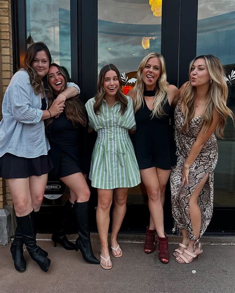 Alexa Datt Rosenbergs Feet