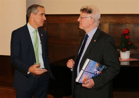 Us Amerikanischer Generalkonsul Scott Riedmann Zu Besuch In Penig