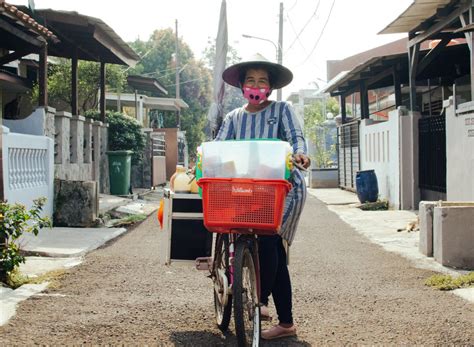 A Cup Of Wisdom From Mbok Jamu Manual Jakarta