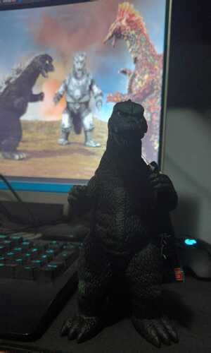 Bandai Godzilla Titanosaurus 1975 Figure Godzilla Limited Movie Monster