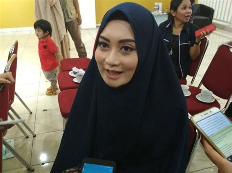 Inilah Alasan Ayu Pratiwi Hijrah Gunakan Hijab Jabar News