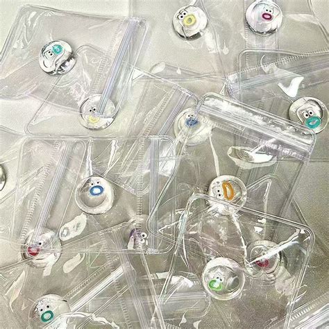 臺灣有貨⚡小鼻嘎透明錶情包捏卡通爛泥水滴手感團子軟膠解壓髮洩玩具捏捏樂透明糰子捏捏 水感 捏捏樂 小鼻嘎 Qifh 蝦皮購物