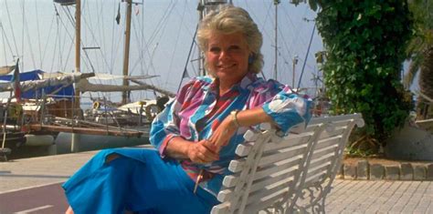 Tv Legend Judith Chalmers Star Of Wish You Were Here Dies Aged 90