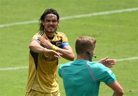 Cavani Gây Bão Dư Luận Znews Vn