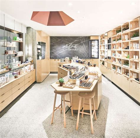 Founders Bita Doagoo Of The Detox Market Matte Pr