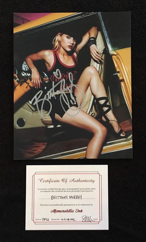 Brittany Murphy Autograph Sexy Leggy Pose 8x10 Photo Signed With Coa