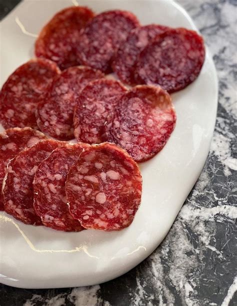 Embutidos Ibéricos 100 De Bellota Que No Pueden Faltar En Tus Aperitivos