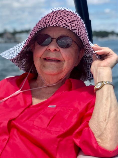 Annabelle Bradys Instagram Twitter And Facebook On Idcrawl