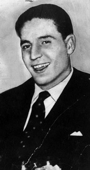 Mad Frankie Fraser Dead Aged 90 Daily Mail Online