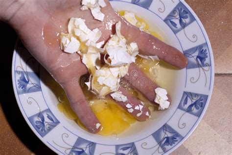 Crushed Egg Shell Stock Image Image Of Pieces Hand 30071027