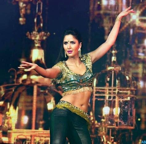 Pin By Rashmi On Dance Dance Katrina Kaif Katrina Kaif Navel