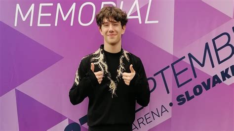 Diskusia Krasokorčuliar Adam Hagara Skočil Prvý štvoritý Skok V Kariére Reportáž Sportnet