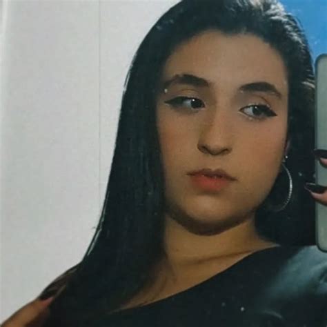 𝐵𝑒𝑎 𝐴𝑔𝑢𝑖𝑎𝑟 𝐵𝑟𝑎𝑠𝑠𝑎𝑙𝑖 Bab • Threads Say More