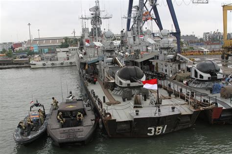 Ex East Germany Warships Parchim Class Corvette Still In Active