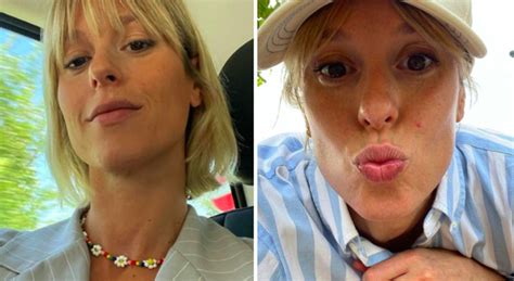 Federica Pellegrini Brutta Caduta Dalla Scala Il Messaggio Sui