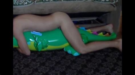 Big Inflatable Alligator Humping Cum