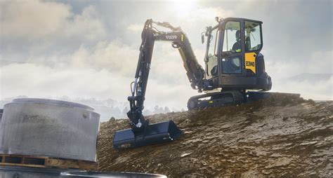Volvo Ec30 Ecr40 Excavators For Uk Global Highways
