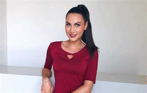 Voditeljica Ajda Mlakar Uživa V Potovanjih Svet24 Si