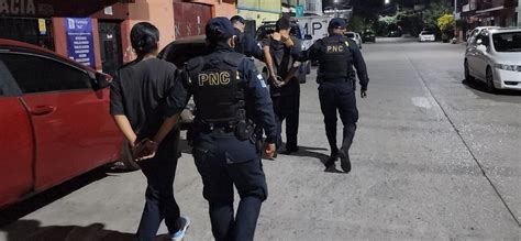 Persecución Policial Permite La Captura De Dos Presuntos Sicarios