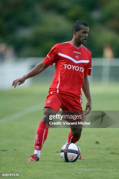 324 Mathieu Dossevi Valenciennes Photos And High Res Pictures Getty Images