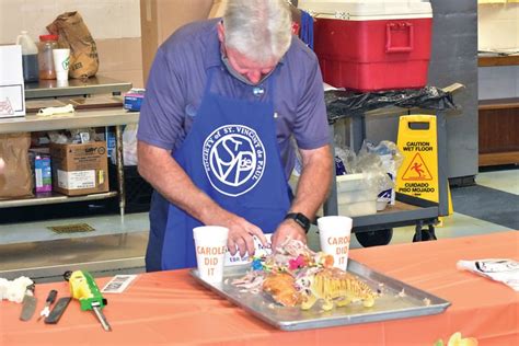 St Vincent Celebrates 40th Anniversary Of Holiday Dinners Roman Catholic Diocese Of Baton