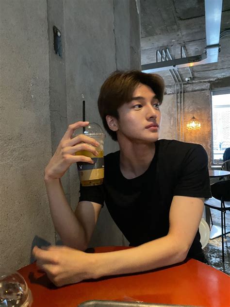 Drippin Cha Junho In 2025 Soft Makeup Looks Woollim Entertainment