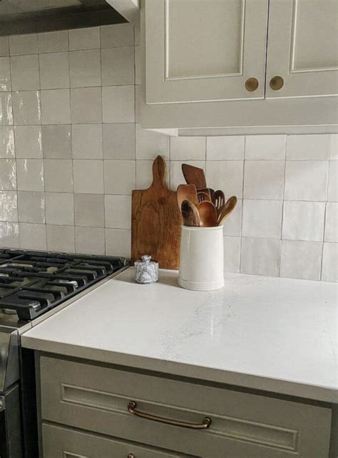 Creekside Classically Modern Kitchen Off White Square Tile Backsplash