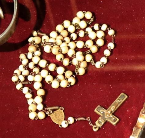 Hellboy 2004 Professor Bruttenholms Rosary Rpf Costume And Prop