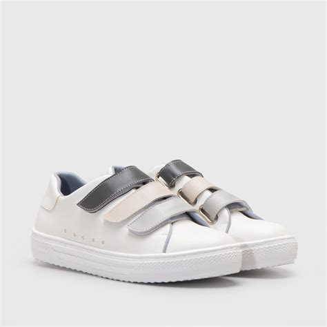 Jual Chrizzy Tritone White Sneakers Fps Shopee Indonesia