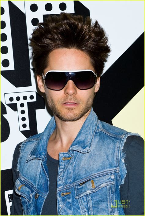 Jared Leto Museum Of Sex Visit With Thirty Seconds To Mars Photo