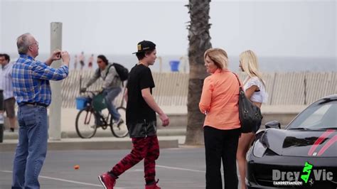 Sister Make Out Prank Youtube
