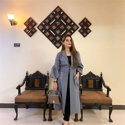 20 Aiman Khan Outfits How To Dress Like Aiman Khan