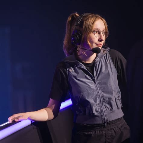 Mimi Aevilcat • Instagram Photos And Videos