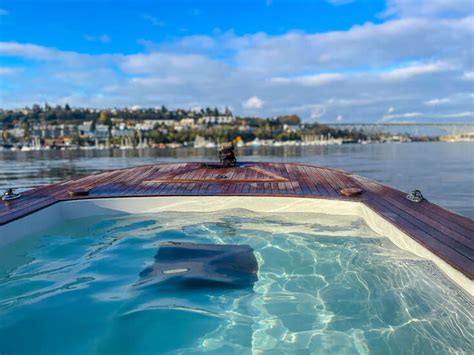 What Its Like To Rent A Hot Tub Boat In Seattle Postcards To Seattle